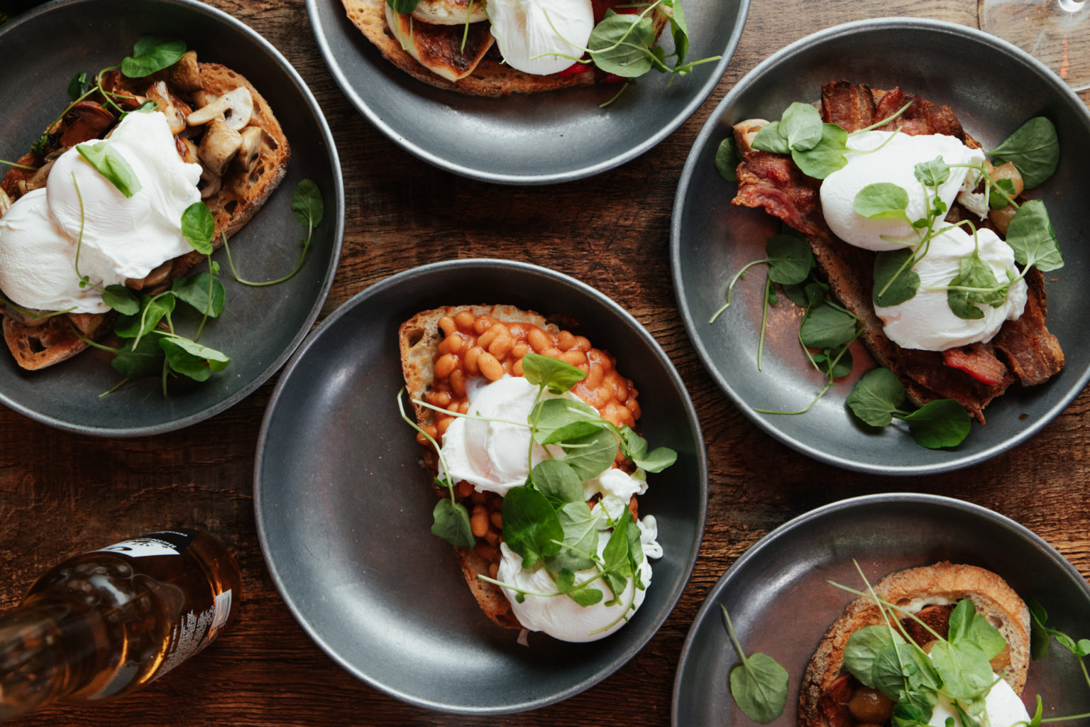 All day dining, coffee and cocktails - Forum Kitchen + Bar