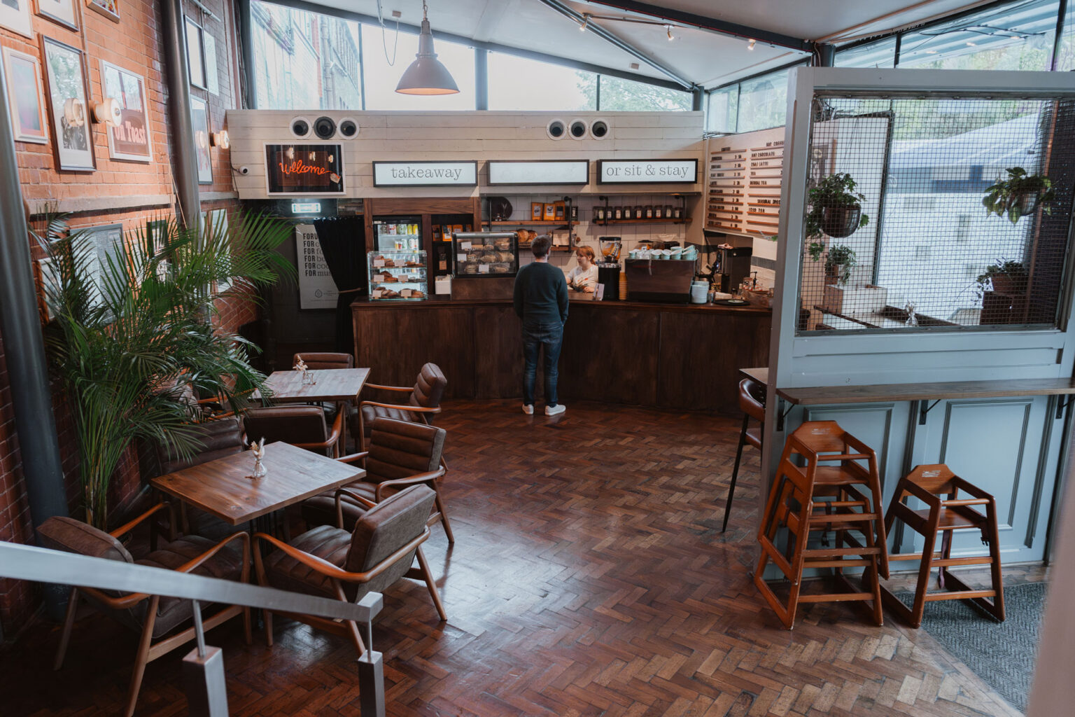 All day dining, coffee and cocktails - Forum Kitchen + Bar